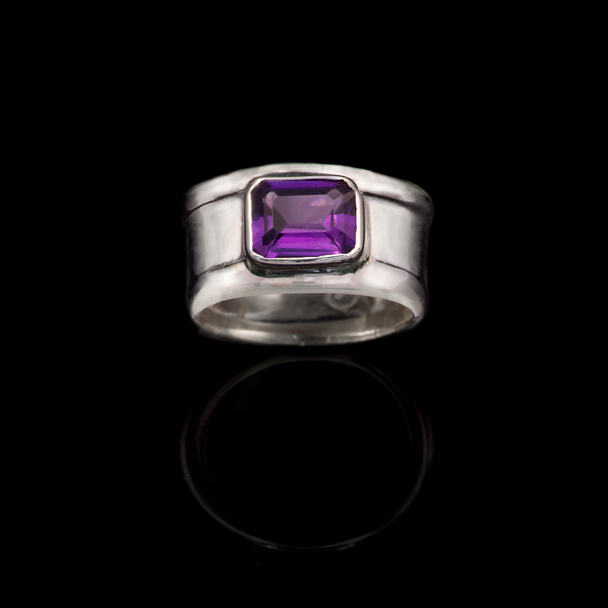 Emerald-Cut Amethyst Antique Band Ring | Alex Streeter
