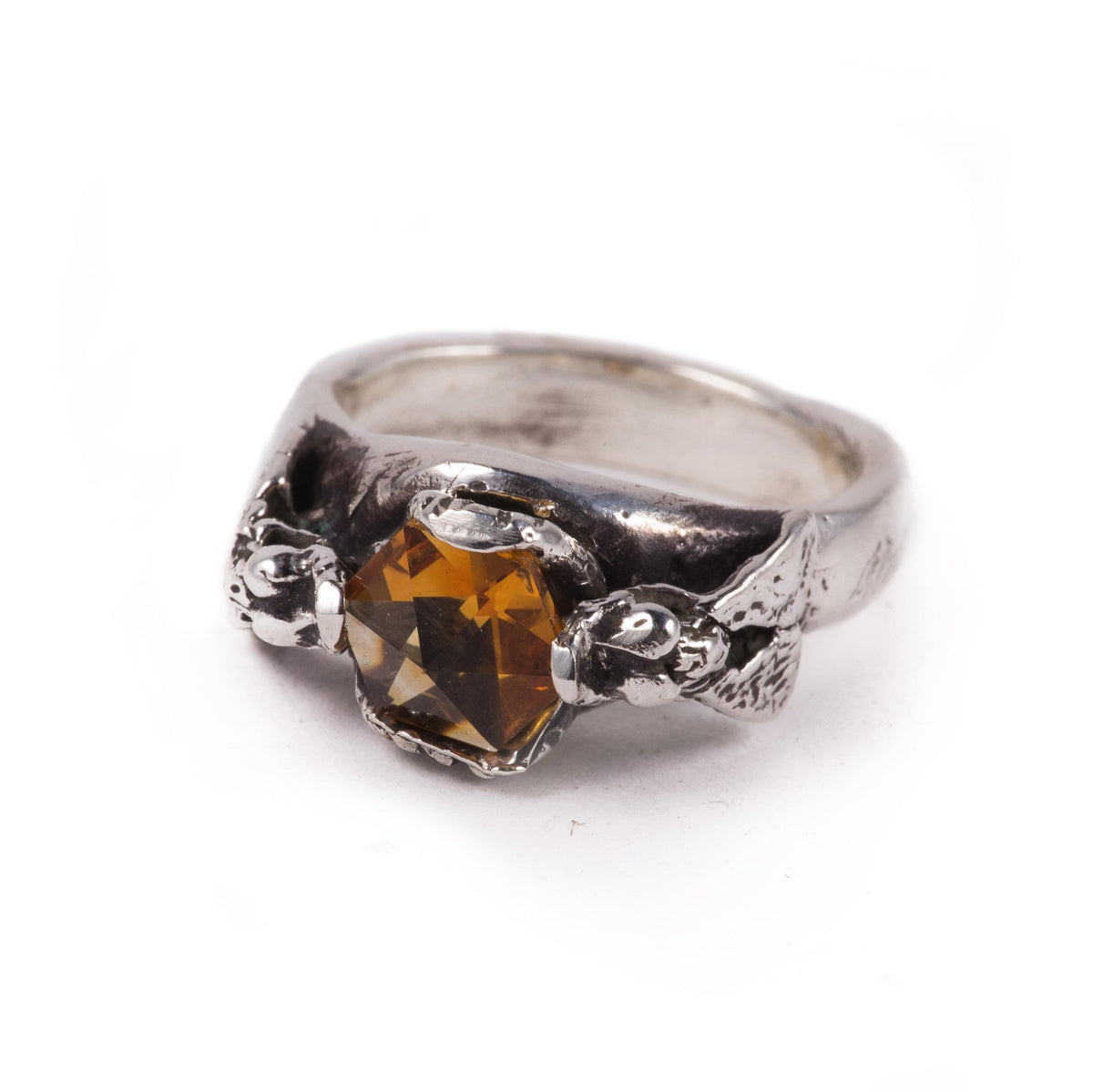 Size 6 Fly and the Family Stone Ring | Alex Streeter